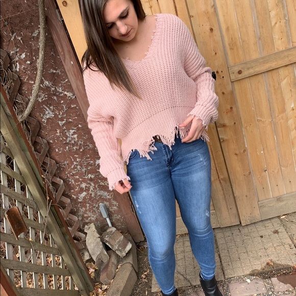 Elan | Sweaters | Elan Chunky Sweater With Fringe Edges Soft Pink ...